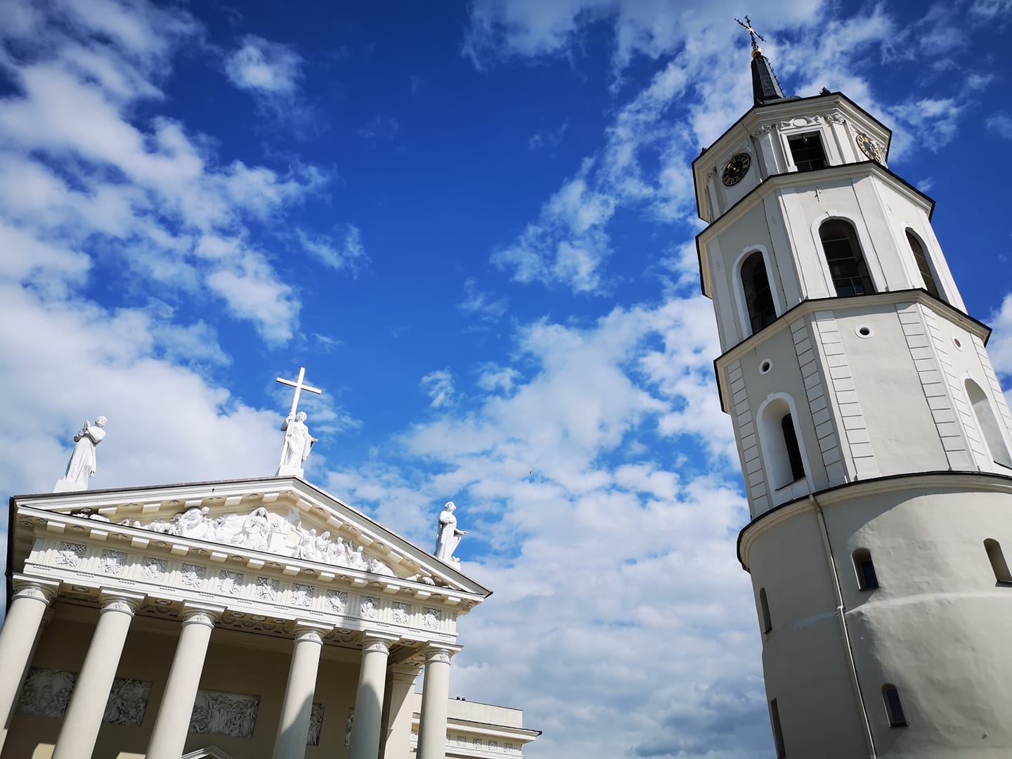 Būtasis paprastasis laikas Vilniaus mieste - Vilnius yra mokykla